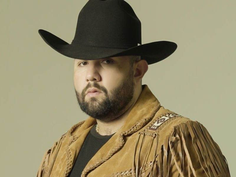 Carin Leon está de estreno con su interpretación “Mil Maneras De Morir ...